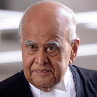 Tommy Thomas lantik peguam baharu saman kerajaan, pasukan khas | Free ...