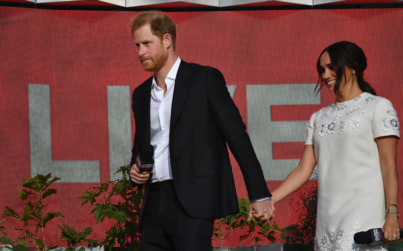 Harry and Meghan accept ‘Ripple of Hope’ award | Free Malaysia Today (FMT)