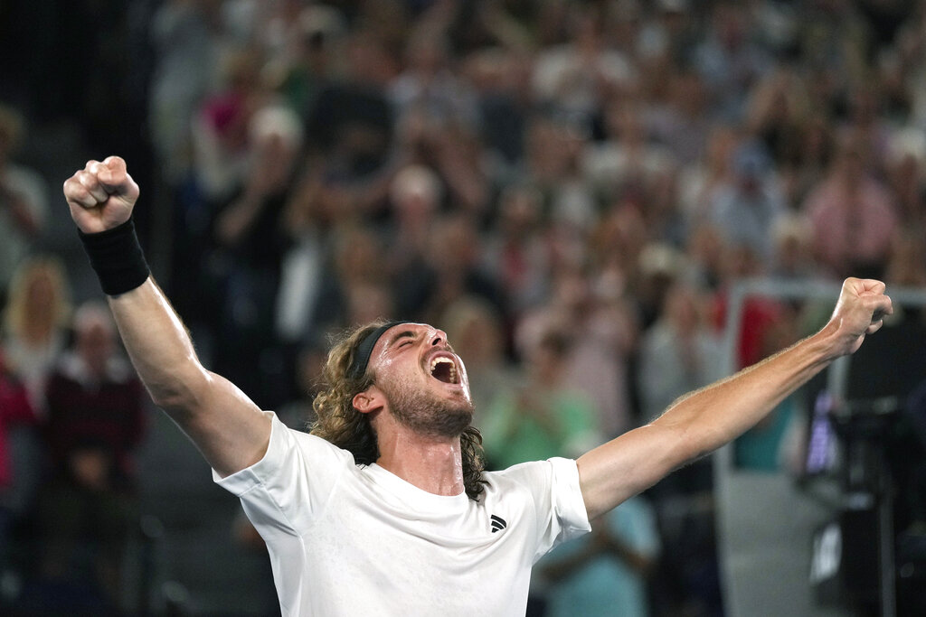 Tsitsipas holds off Sinner in 5-set thriller | FMT