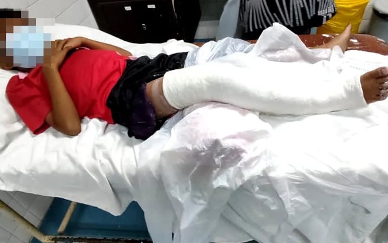 Saman guru Kafa, ibu murid patah kaki rayu jangan pulau anak | FMT