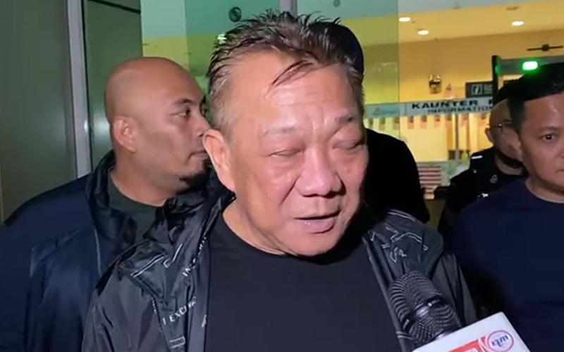 Game still on, says Bung as Hajiji claims majority support | FMT