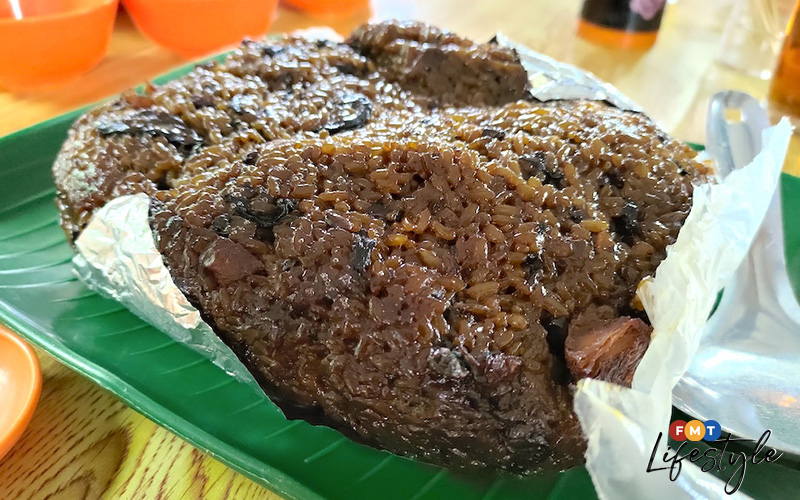 Feast on delicious Beggar’s Chicken by braving the Banting marsh | Free ...