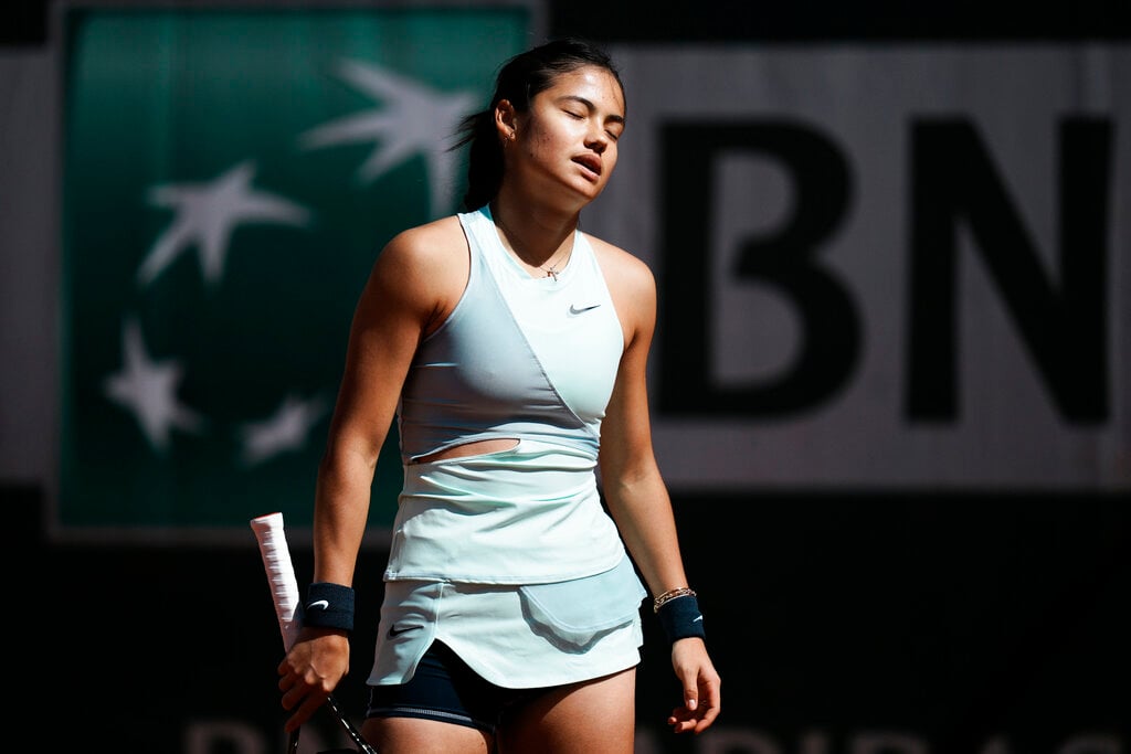 Raducanu suffers injury scare ahead of Australian Open | FMT