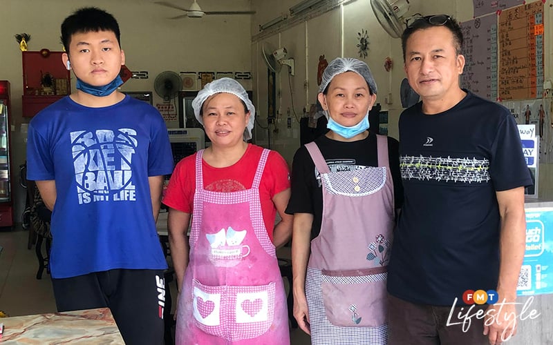 Foo Chuan: for porridge, curry mee and more in Klang | Free Malaysia ...