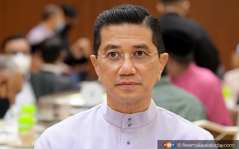 Azmin says he’s hitting the pause button in politics | FMT