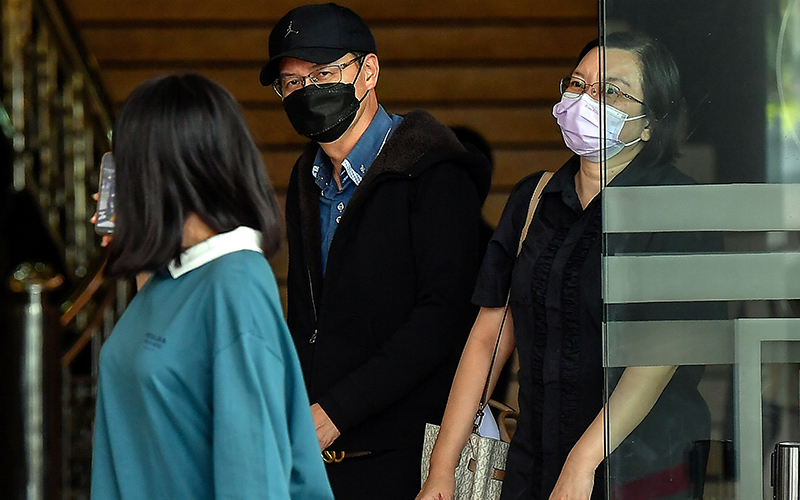 Guna invois palsu, Datuk Seri mengaku tak salah | FMT