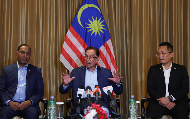 ‘Not serious’ about medical cannabis, says Anwar | FMT