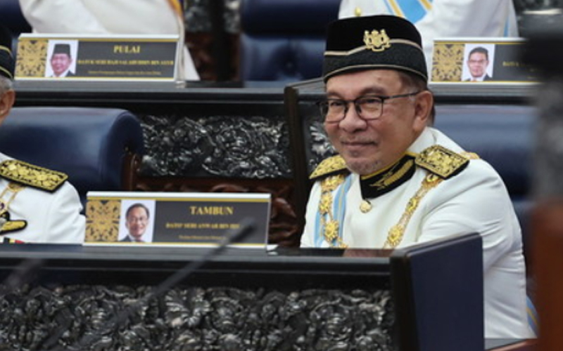Anwar has Umno’s backing for full term, affirms sec-gen | FMT