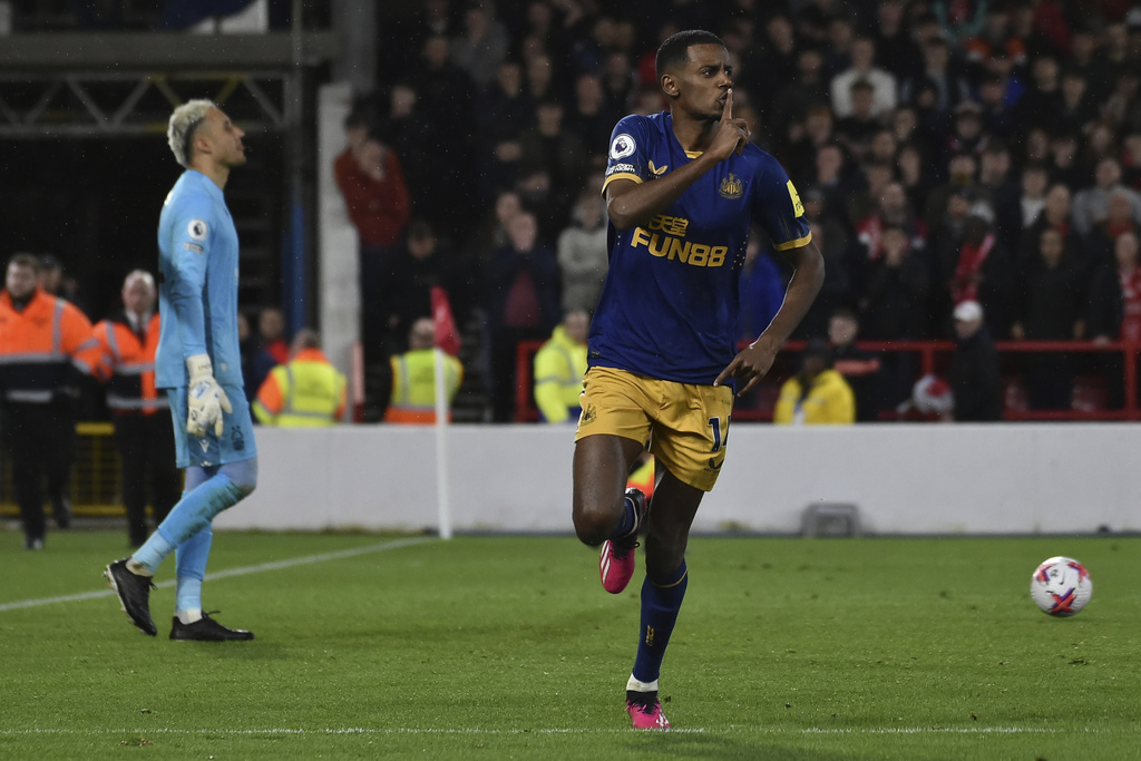 Isak scores twice as Newcastle end Forest’s unbeaten home run | Free ...