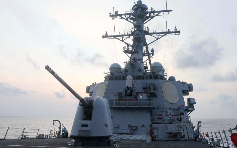 US destroyer conducts navigational rights mission in South China Sea ...