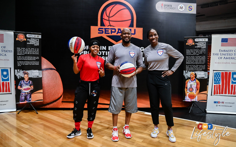 US basketball pros show local students how to shoot for the stars | FMT