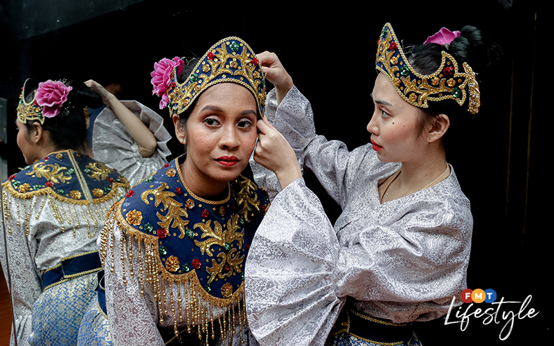 Discover hidden facets of the legend of Puteri Gunung Ledang | Free ...