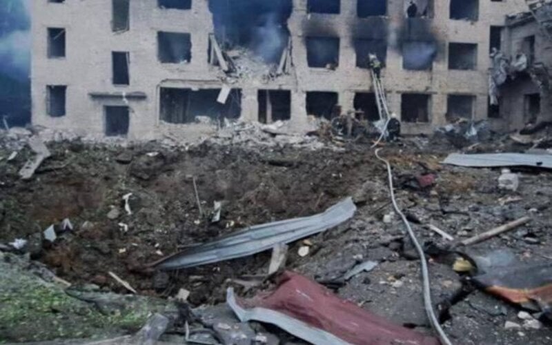 8 hurt after Russian air attack on Dnipro | FMT