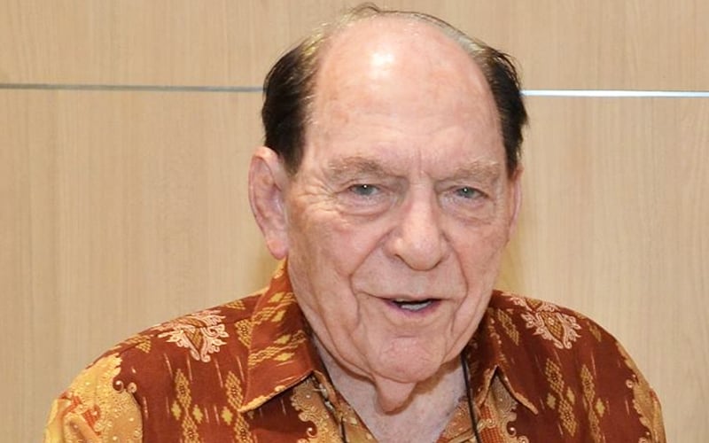 Leon Comber, former SB officer and author, dies at 101 | FMT