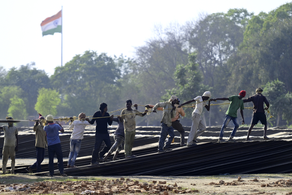 Indian rights group rescues chained workers from ‘torture’ | FMT