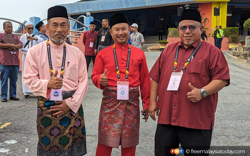 Rais Yatim’s son arrives at the Klawang nomination centre | FMT