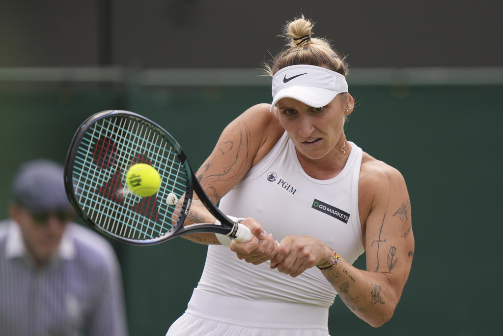 Vondrousova shrugs off slow start to win all-Czech showdown | Free ...