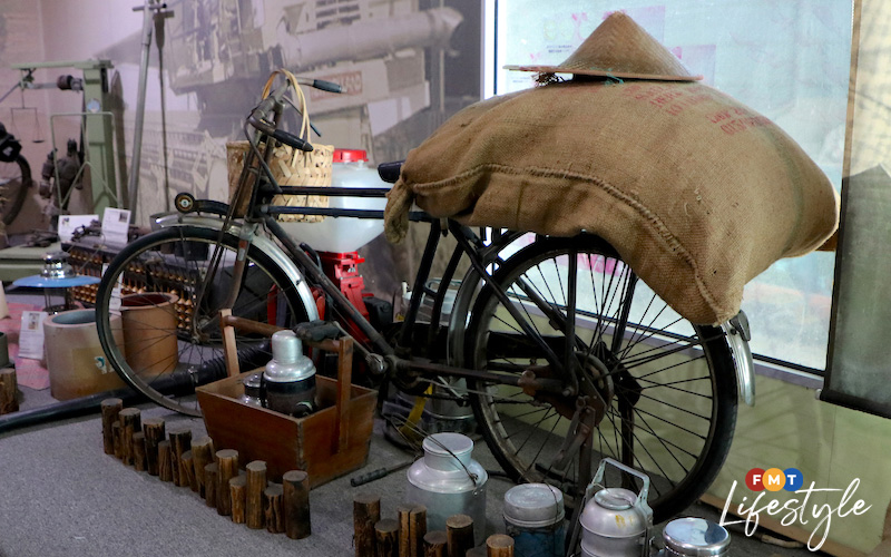 Learning how rice is produced at Paddy Gallery, Sekinchan | FMT