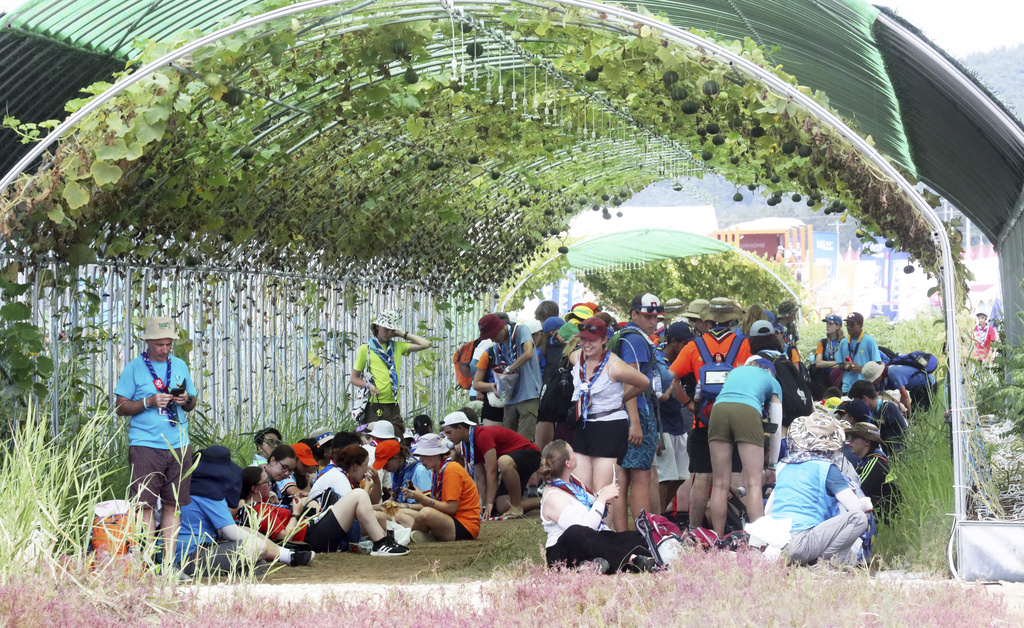 S. Korea scrambles to bolster heatwave-hit scout jamboree | FMT