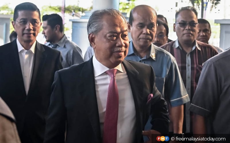 Malaysians Must Know the TRUTH: Muhyiddin files application to set aside money laundering charges