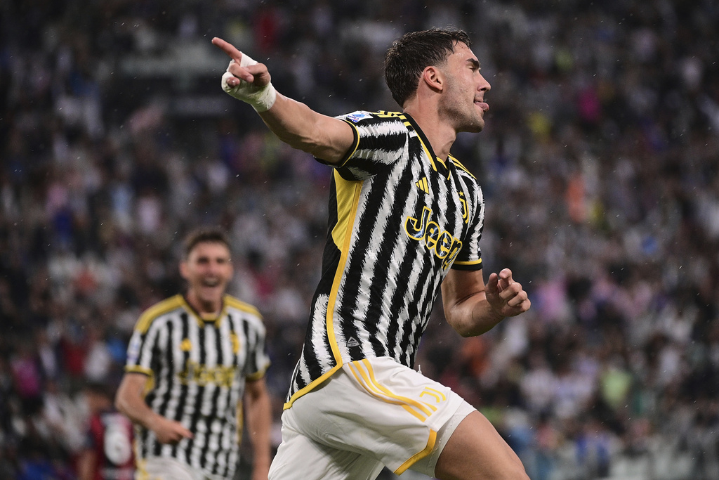Late Vlahovic header rescues draw for Juventus against Bologna | Free ...