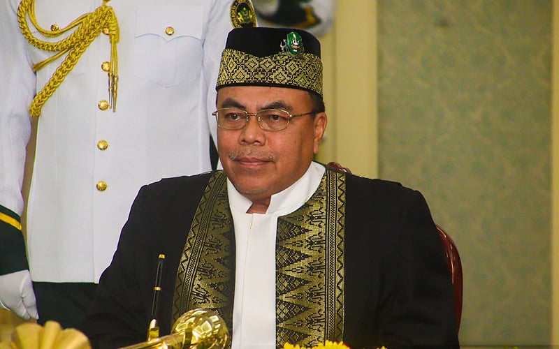 Hilmy Othman angkat sumpah datuk bandar Kuching Utara | FMT