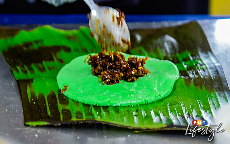 Wadai kepeng and balungan hayam: a rare kampung pair | Free Malaysia ...