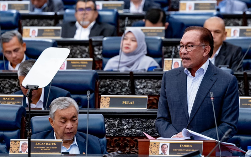 Batal projek lama lulus tapi belum mula, kata Anwar | FMT