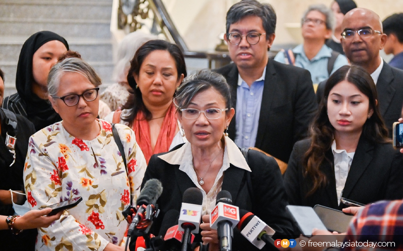 Nik Elin hanya mahu tegakkan undang-undang, harap DUN ikut Perlembagaan ...