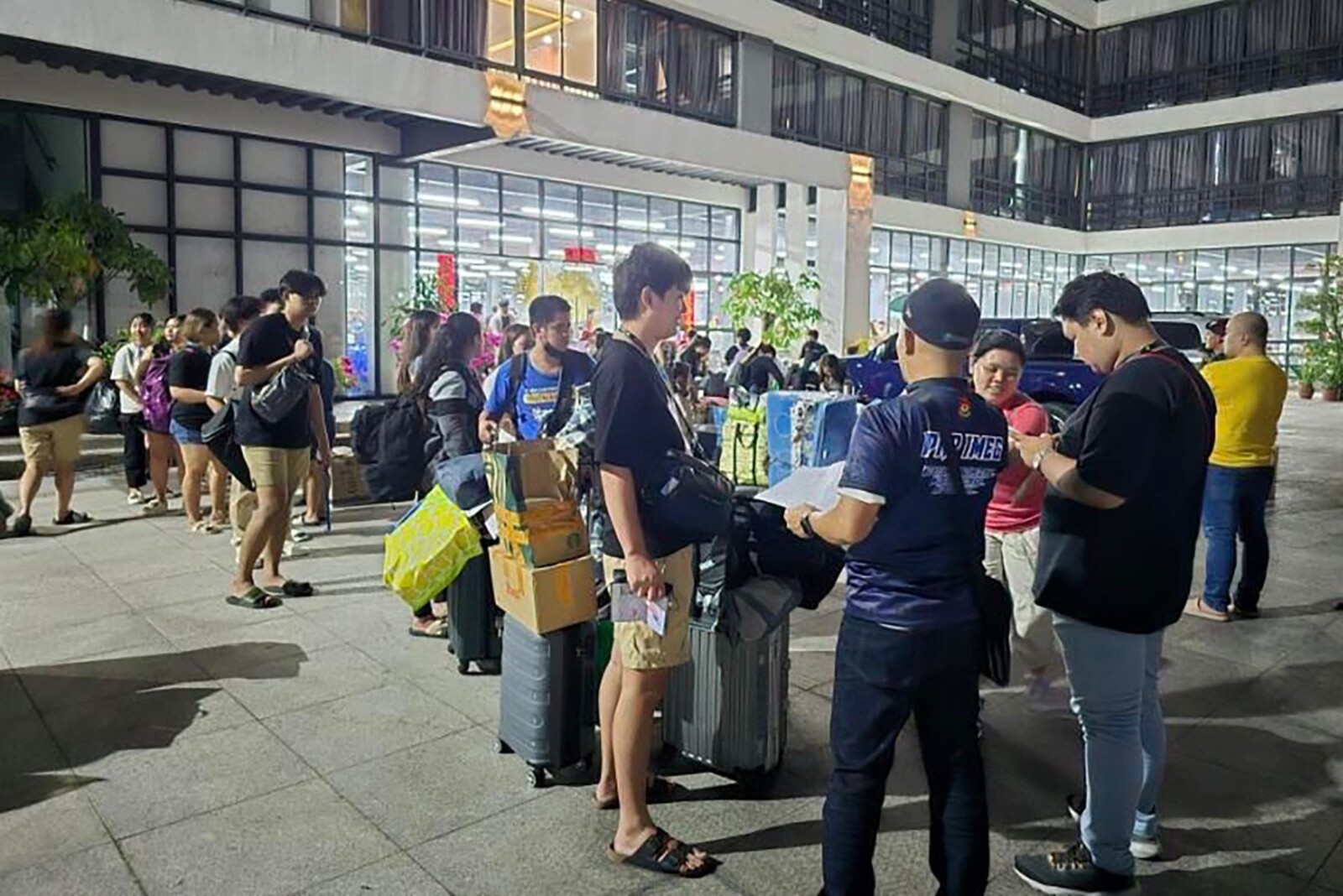 Hundreds rescued from Philippines scam centre | FMT