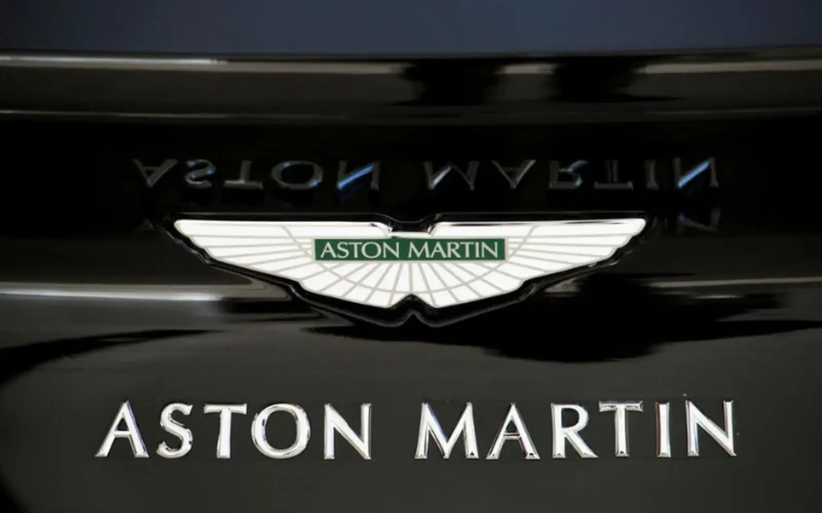 Aston Martin claim F1 first with Coinbase sponsorship deal | FMT