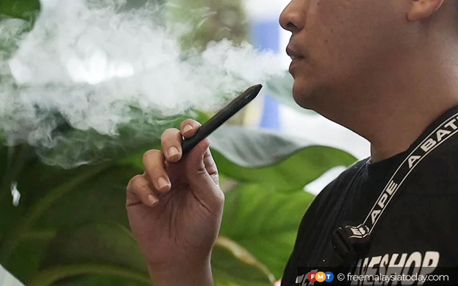 Trend wanita hisap vape meningkat, kata timbalan menteri | FMT