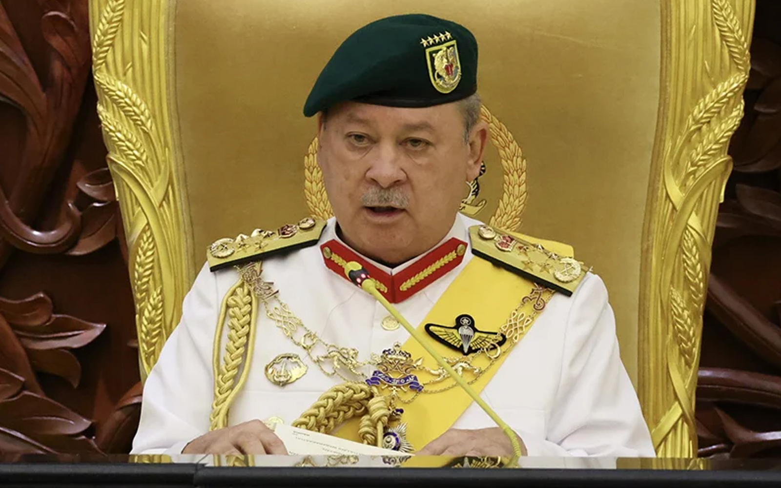 Agong tak layan pelobi gelaran, beri amaran tarik darjah kebesaran | FMT