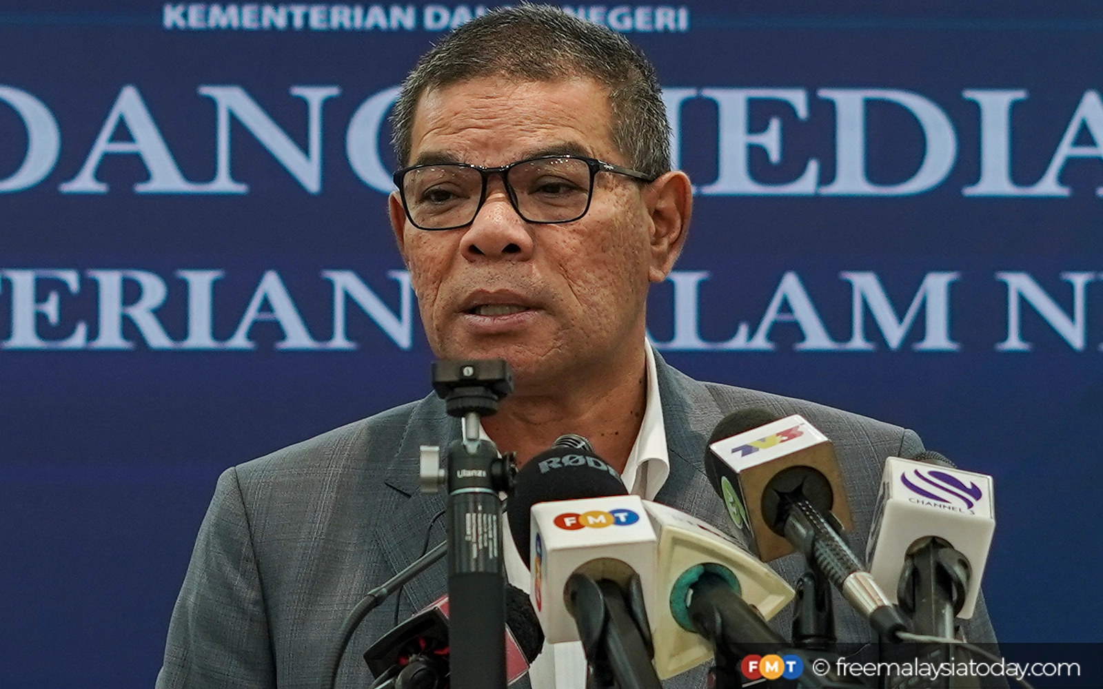 Tanggungjawab pihak dorong boikot KK Mart reda keadaan, gesa Saifuddin | FMT