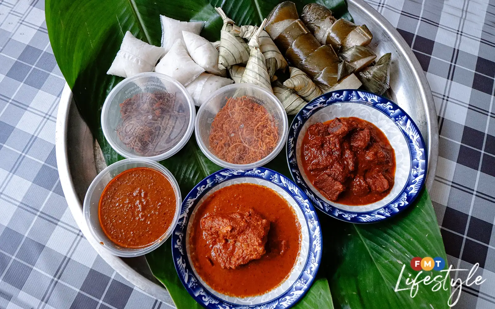 Daun lerek ‘ramuan’ khas kedai lemang popular | FMT
