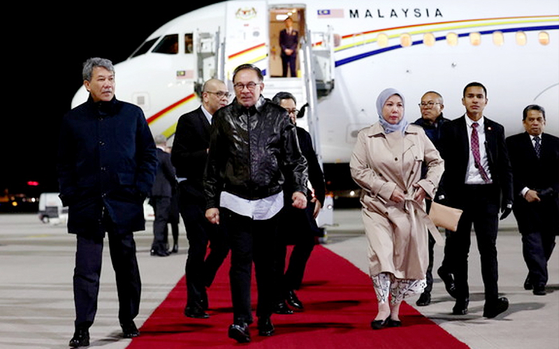 Anwar arrives in Berlin for official visit to Germany | FMT