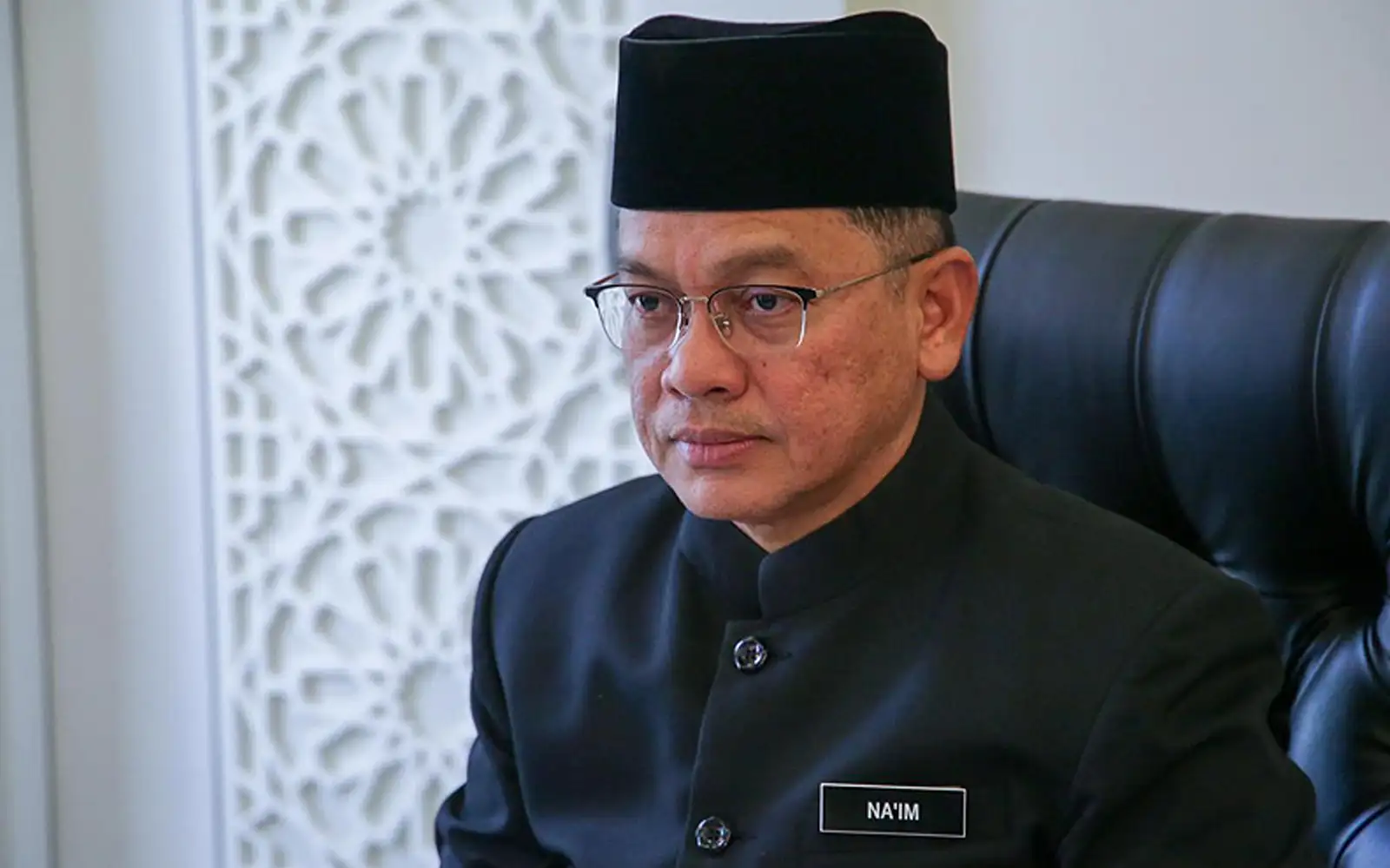 Garis panduan majlis bukan Islam: Menteri junjung titah Sultan Selangor | FMT