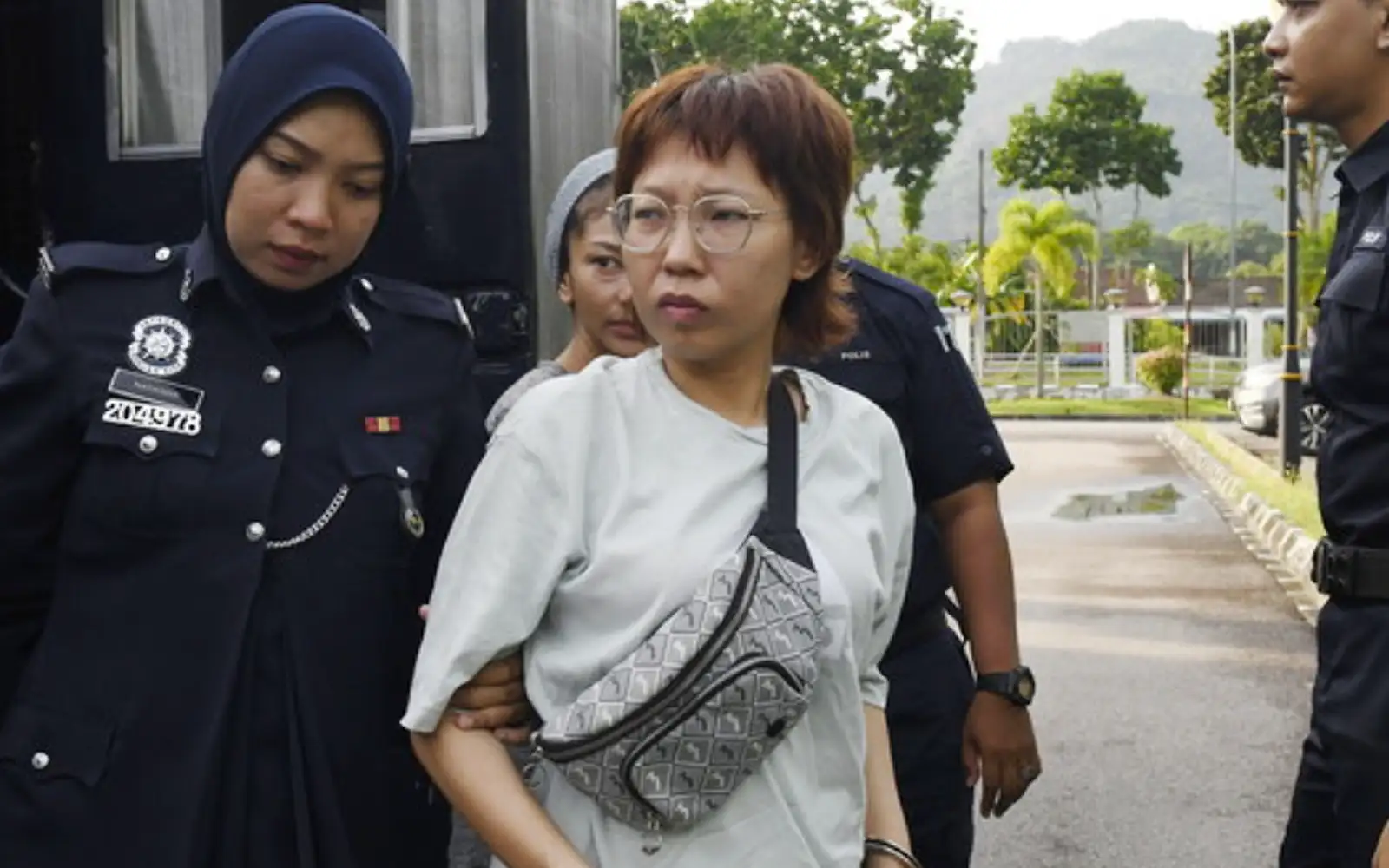 Simbah air panas ke arah OKU, wanita dipenjara 10 tahun, denda RM6,000 ...