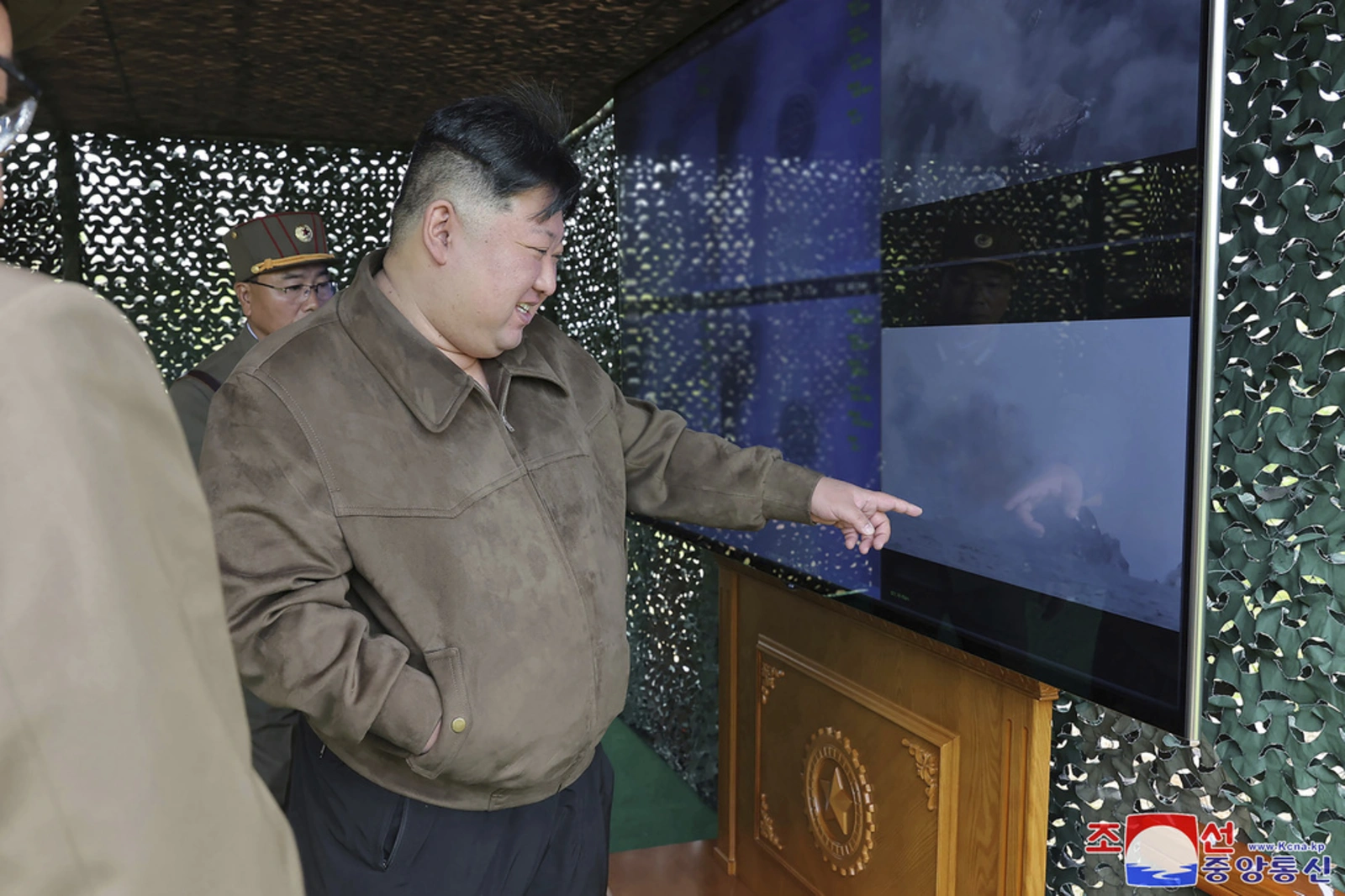 N. Korean officials seen wearing Kim Jong-un pins | FMT