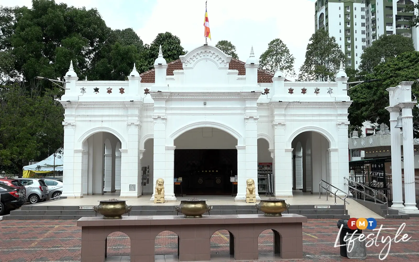 Historic Buddhist temple marks Wesak Day in grand tradition | FMT