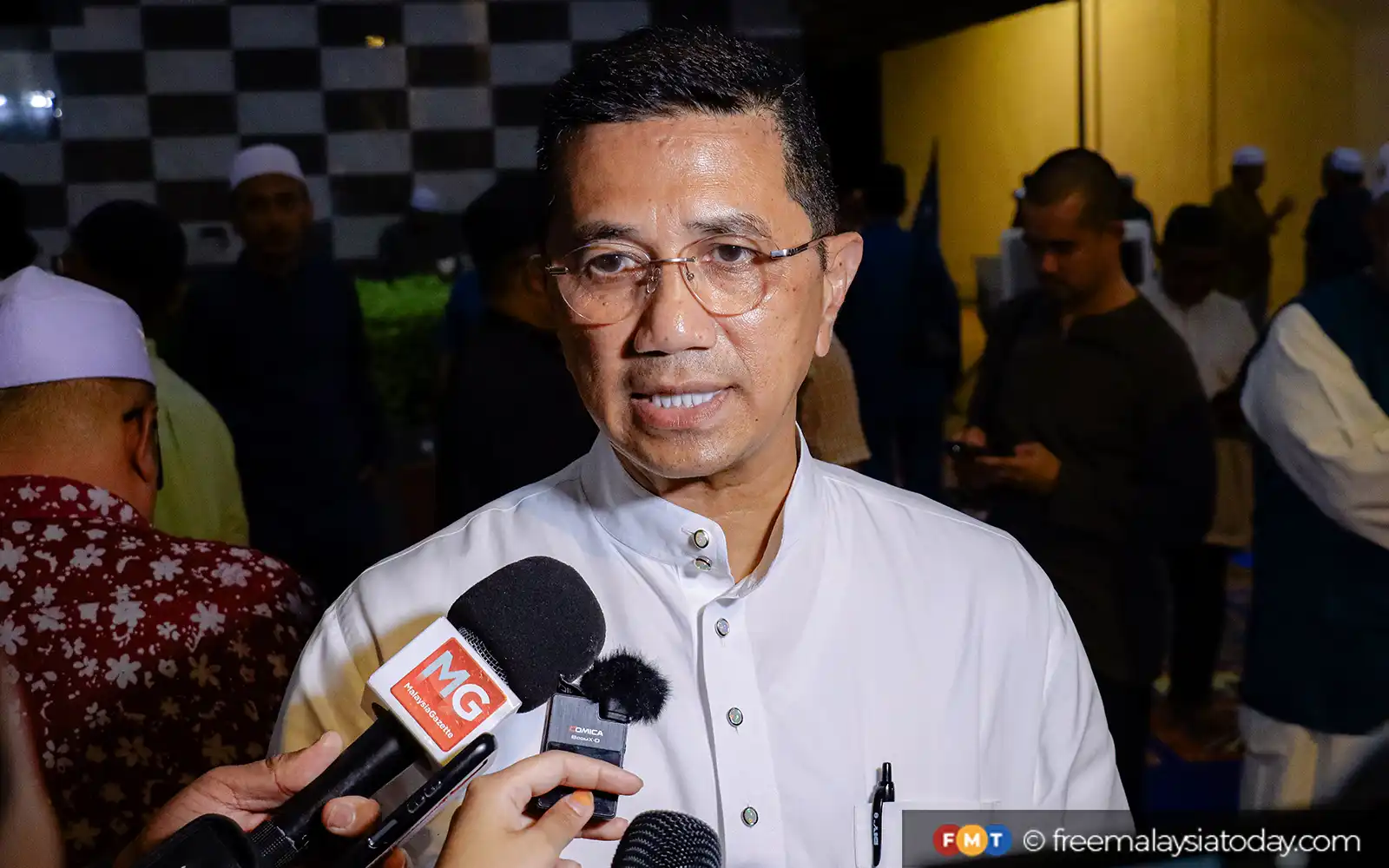 Azmin says PN’s own survey shows ‘good shot’ at winning KKB | FMT