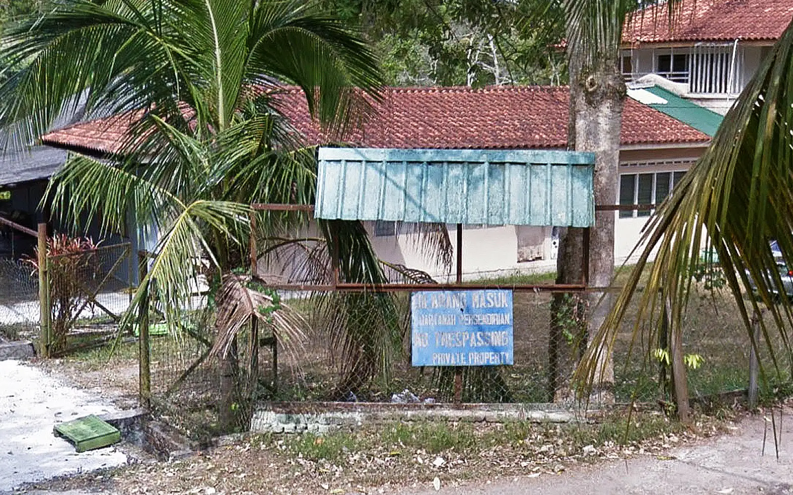 Keluarga suspek serang balai polis tak bergaul, kata penduduk | FMT