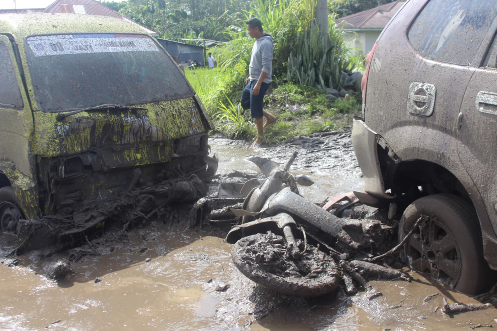 34 dead in Indonesian floods, 16 missing | FMT