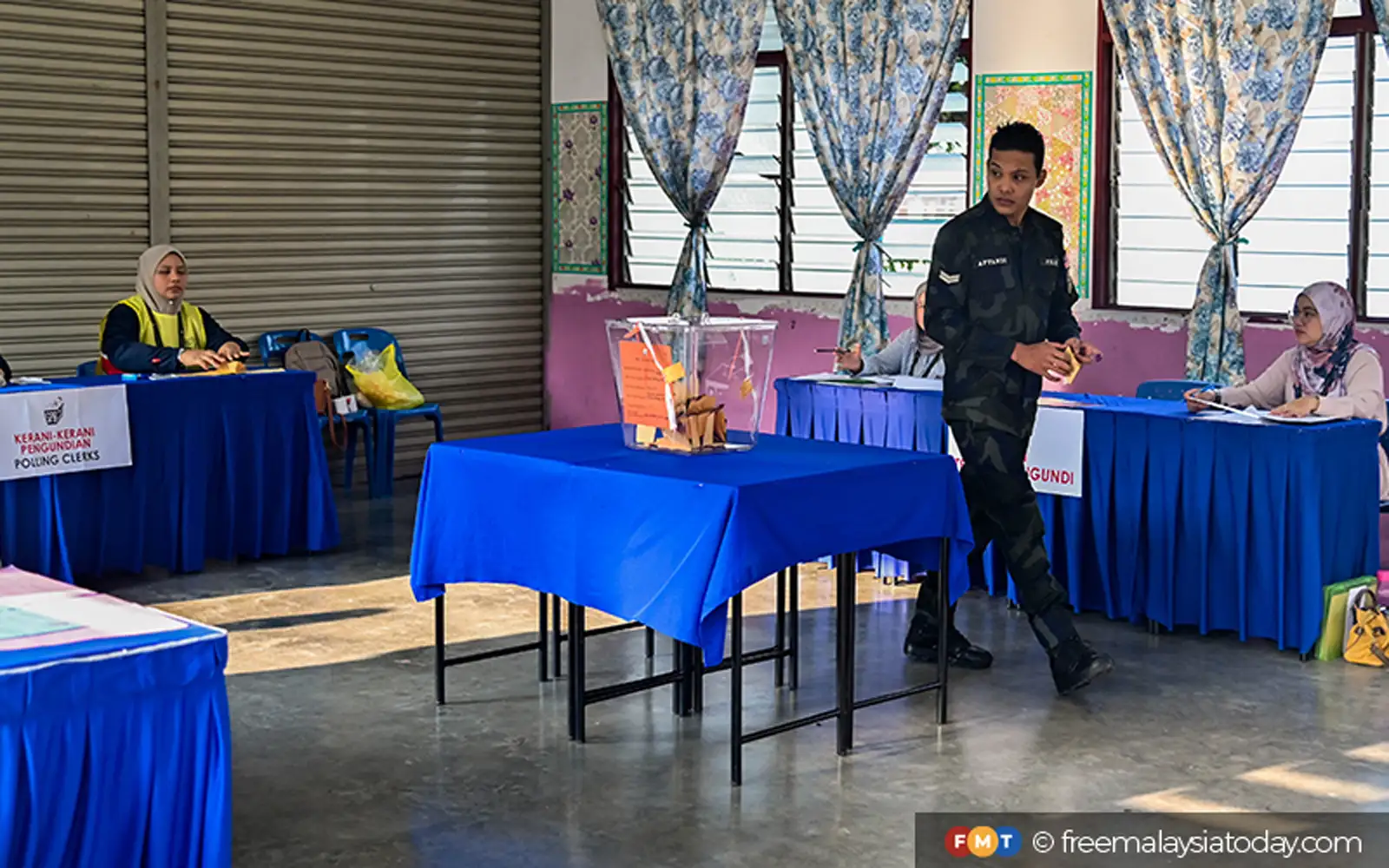 PRK Sg Bakap: SPR tak buka pusat undi awal untuk polis | FMT