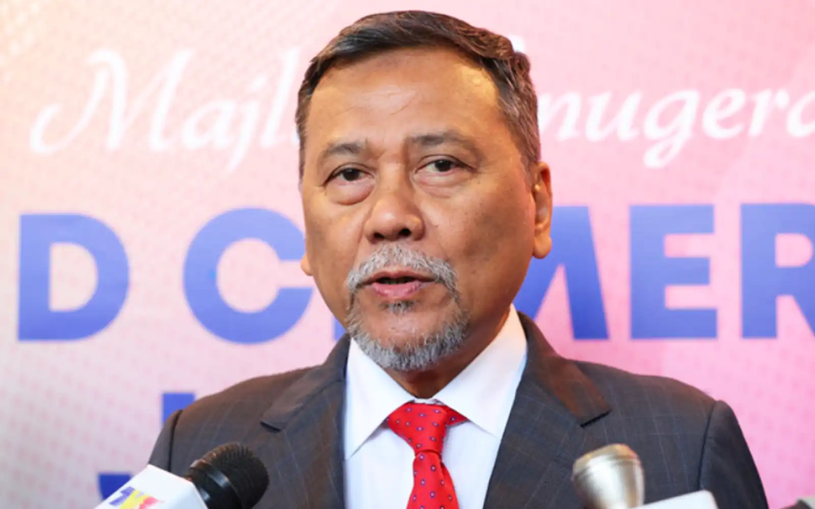 Ramlan Harun dilantik pengerusi SPR baharu | Hot FM