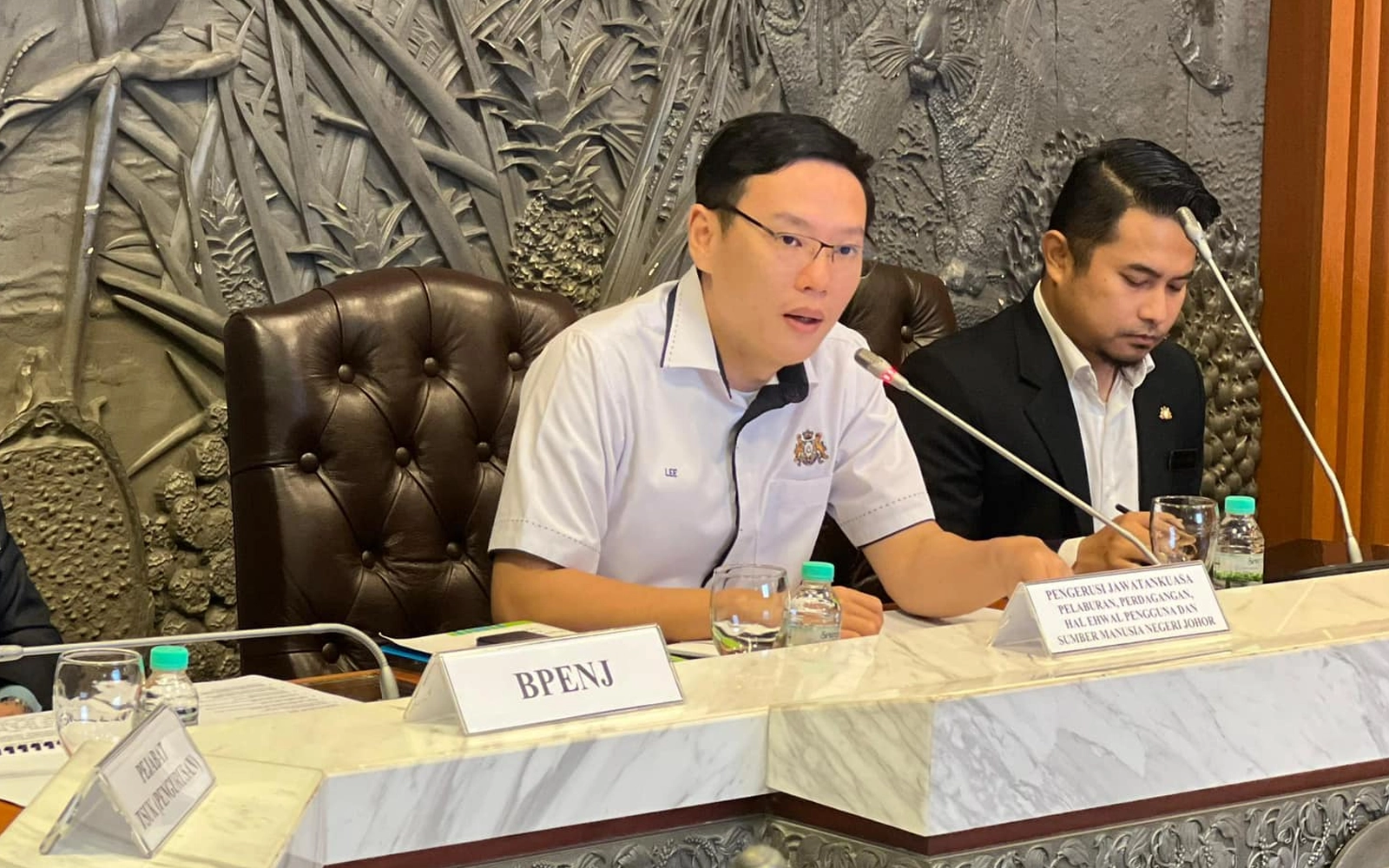 Johor forms task force to tackle foreign worker issues in Pengerang | FMT