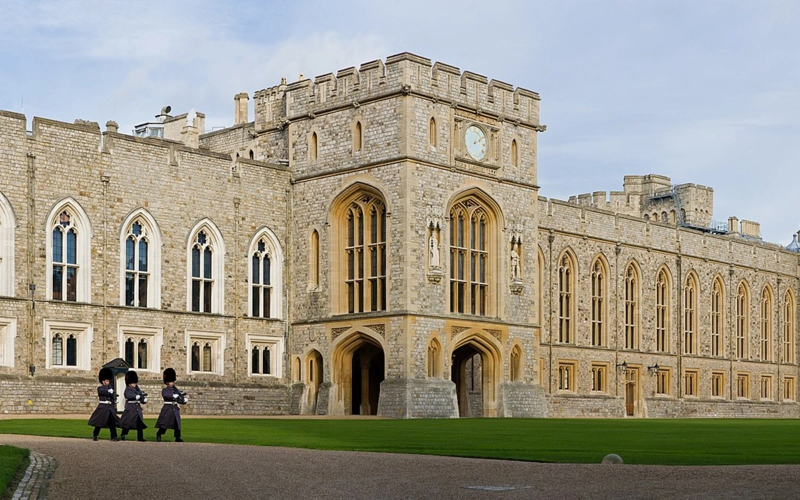 King Charles installs solar panels at Windsor Castle | FMT