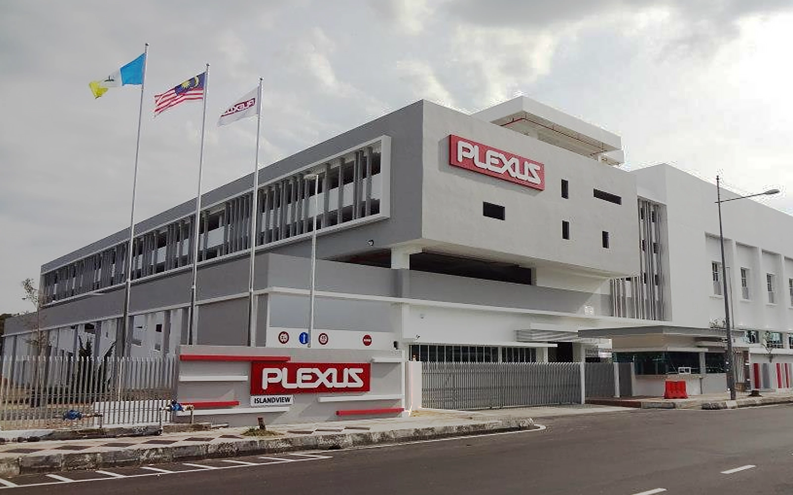 M’sia can be a medical device manufacturing hub, says Tengku Zafrul | FMT