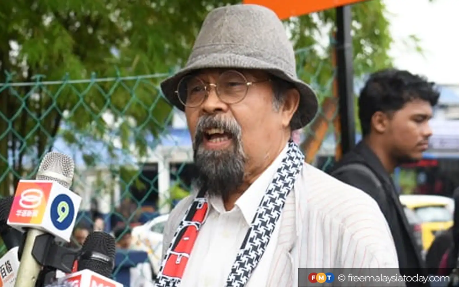 Hishamuddin bukan subjek siasatan, kata SKMM | FMT