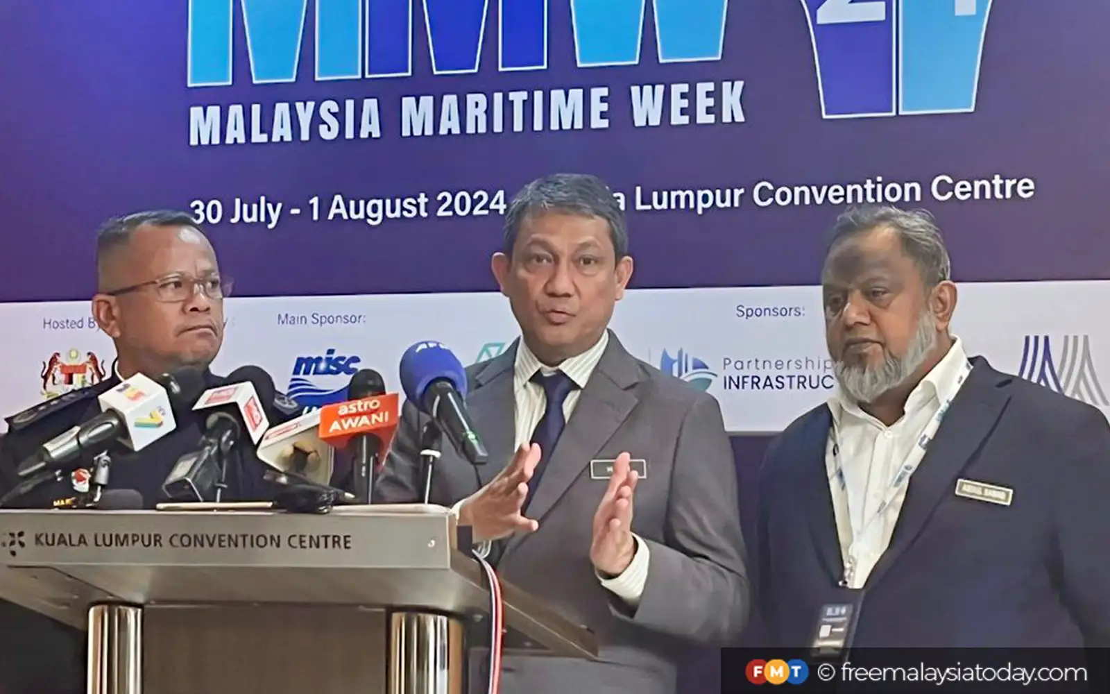 Oil tanker did not turn off tracking system, marine dept says on ...